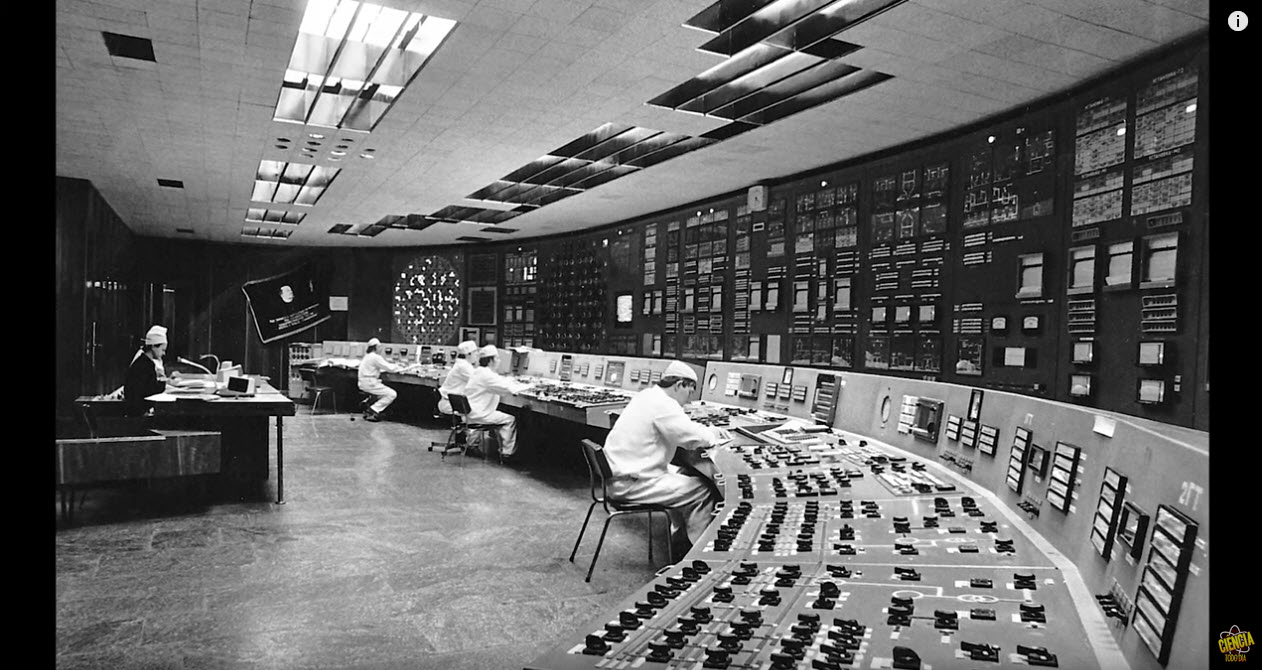 No dia 26 de Abril de 1986, o reator número 4 da Usina Nuclear de ...